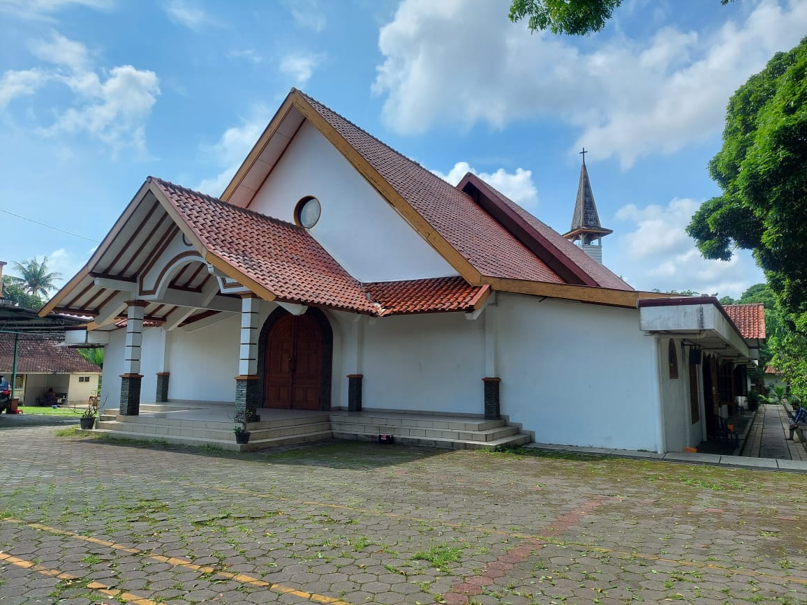 Gereja Stasi Maria Assumpta Glodogan - Keuskupan Agung Semarang
