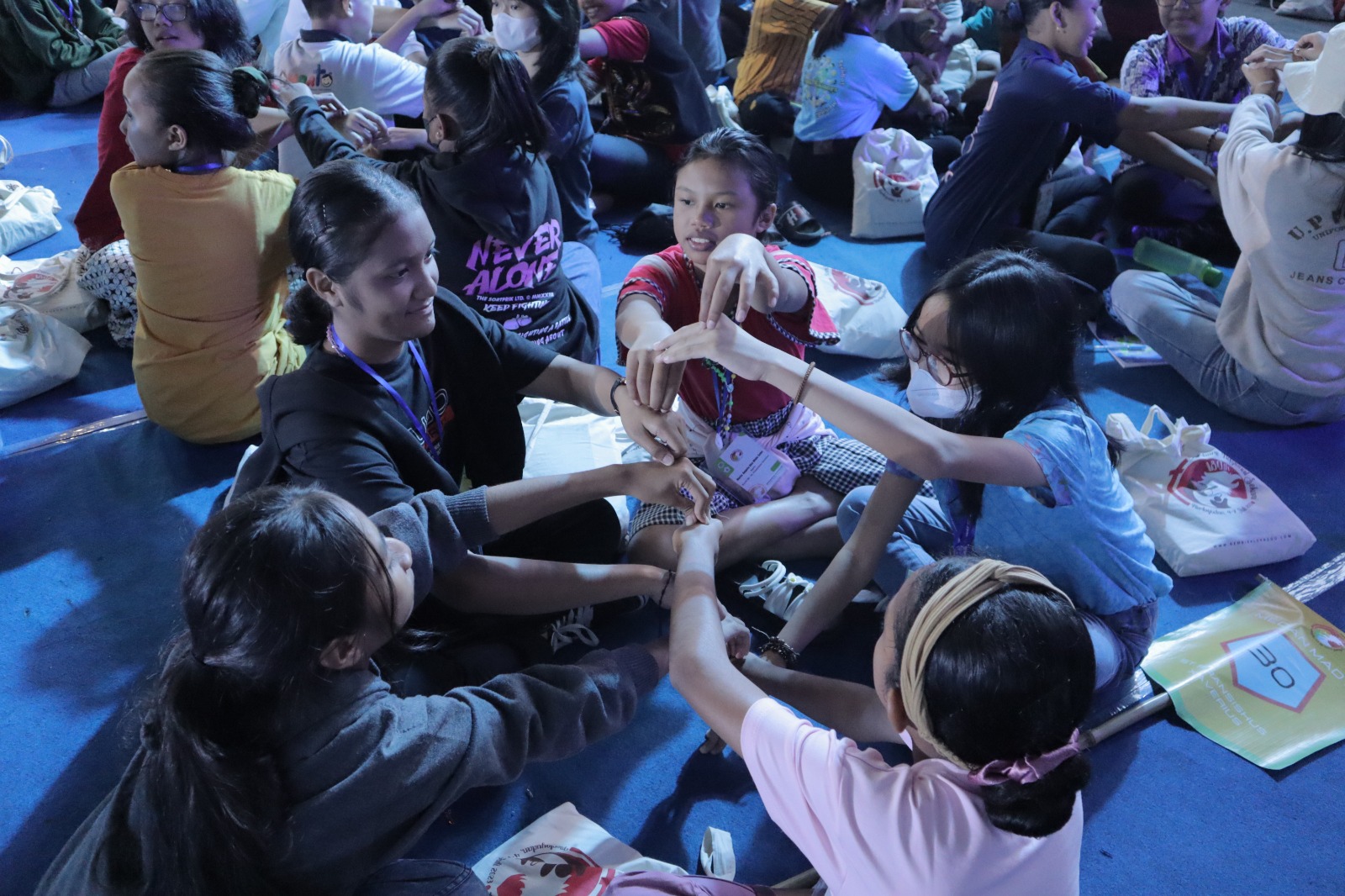 Permainan Tradisional di Panggung Jamnas SEKAMI 2023: Petjah ...