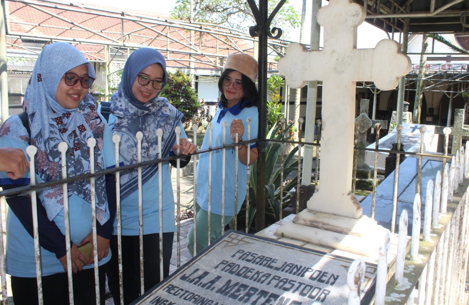 Misdinar Gedangan Melakukan Study Rohani Bethlehem van Java - Keuskupan ...