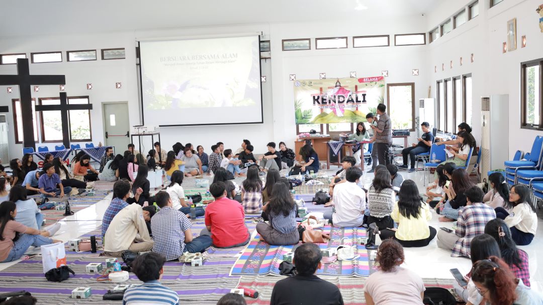 Orang Muda Kristen-Katolik Berkumpul di Paroki Sambiroto - Keuskupan ...